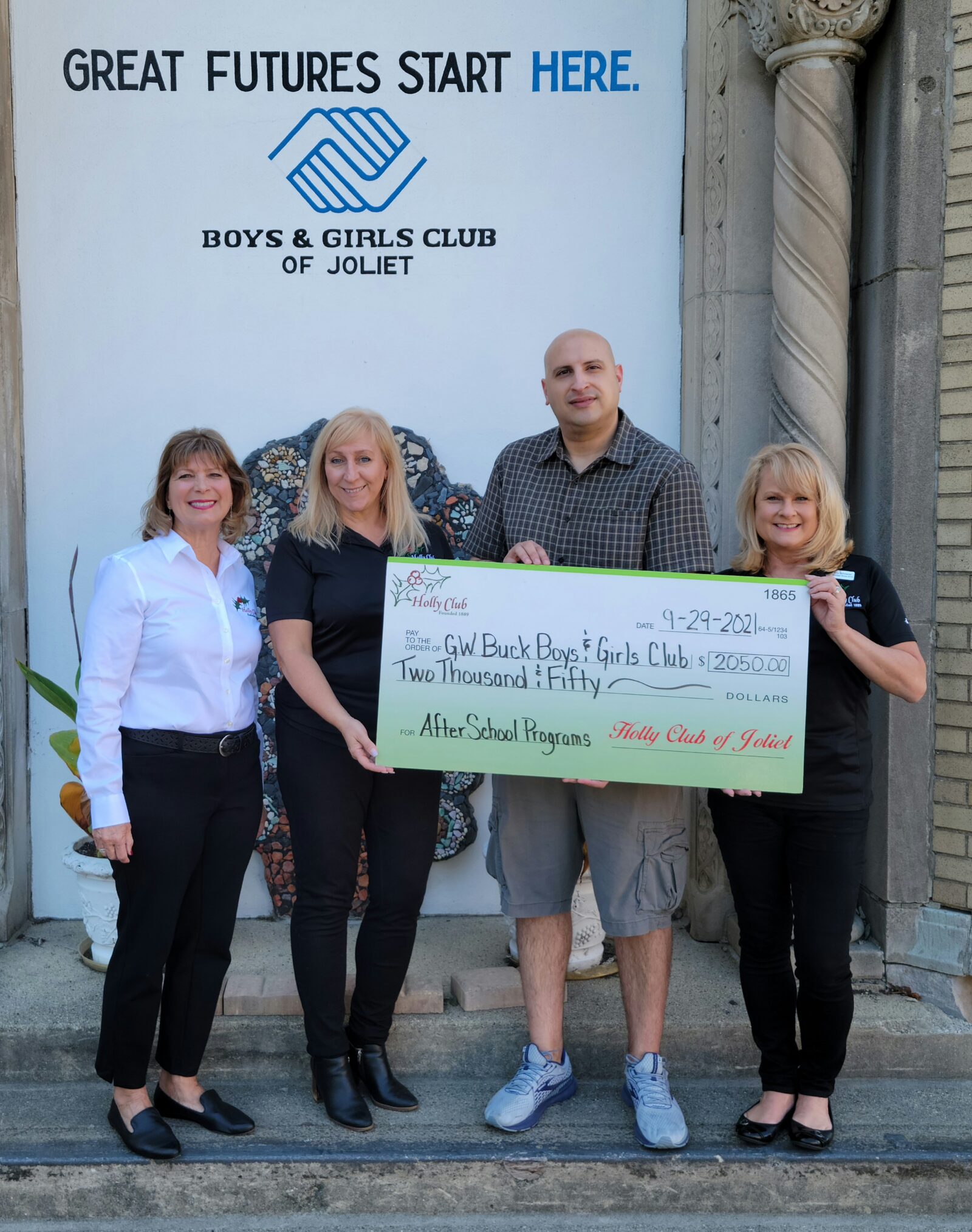 Holly Club of Joliet – Serving Will County, Illinois